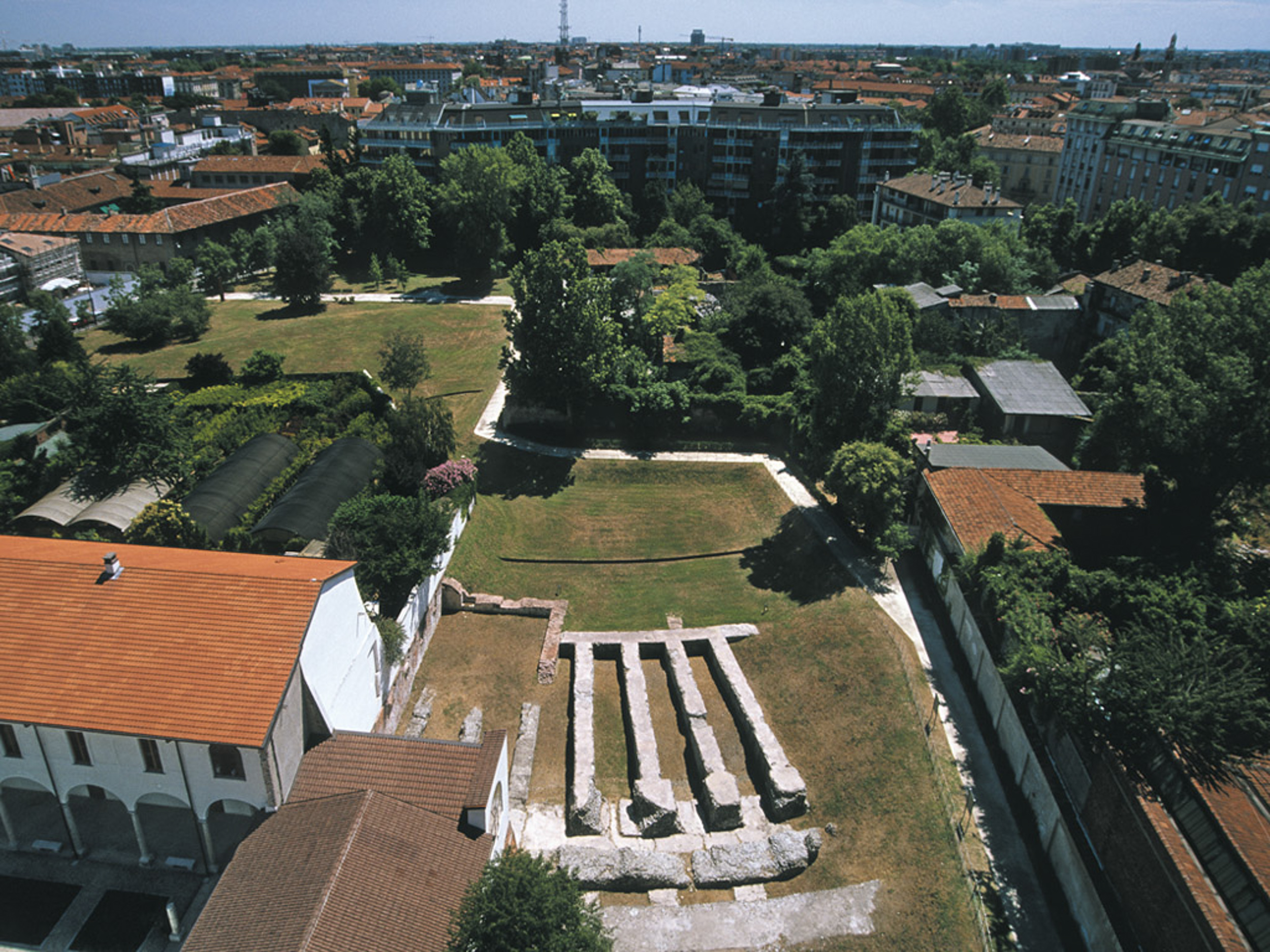 Antiquarium "Alda Levi" e Parco Archeologico dell'Anfiteatro Romano ...